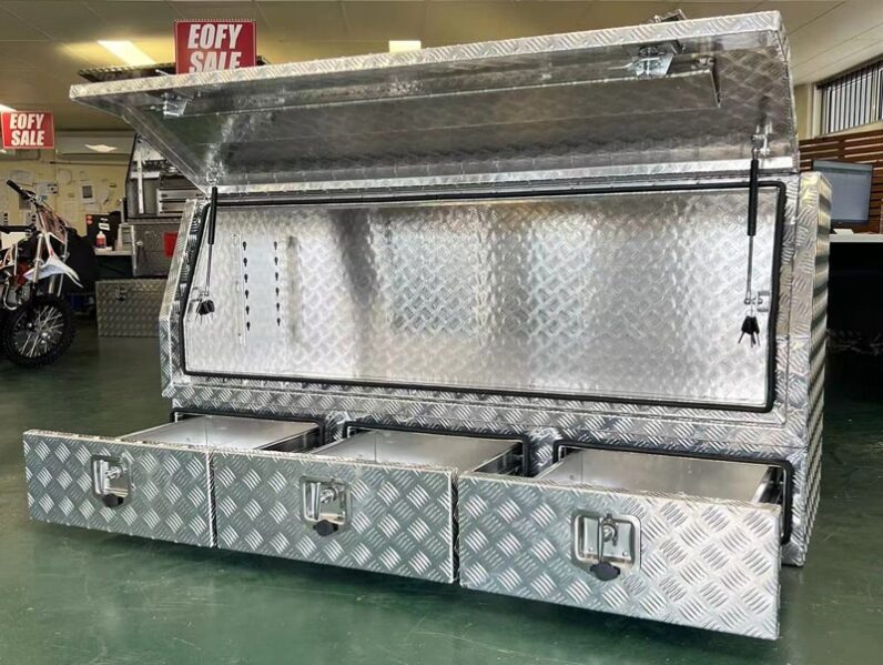 New Ute Cross Deck Canopy | Stonegate Industries